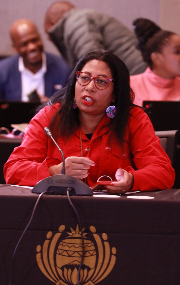 Get To Know Hlengiwe Mkhaliphi :: People's Assembly